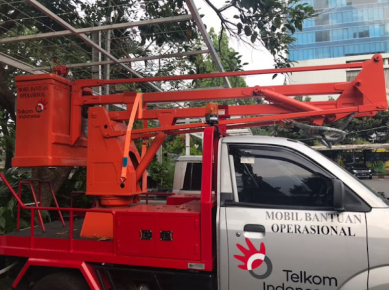 Mobil Operasional Telkom: 6 Mobil Andal Tim Lapangan